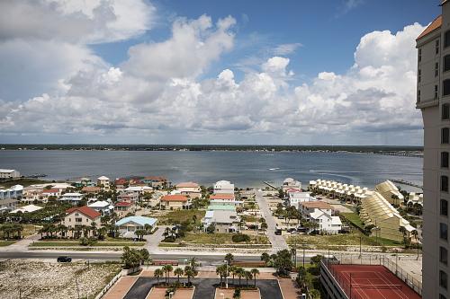 Navarre Beach Rentals, Vacation Rentals | Vacasa