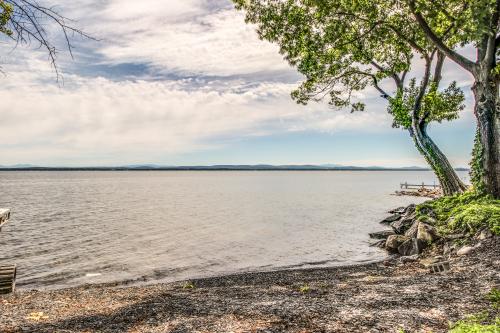 Lake Champlain Islands Vacation Rentals by Vacasa
