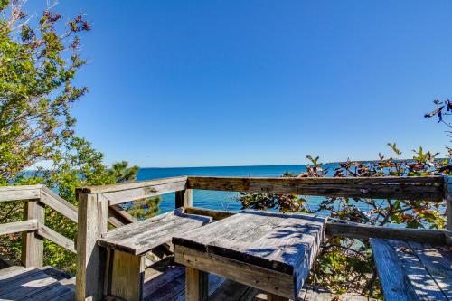 Cape Cod Vacation Rentals, Beachfront Rentals | Vacasa