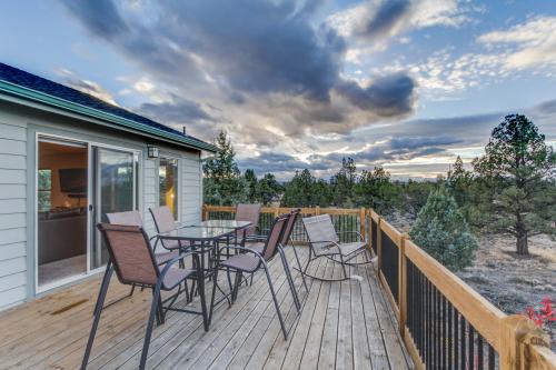 Eagle Crest Rentals, Vacation Rentals | Vacasa