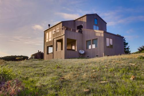 Sea Ranch Vacation Rentals, Beach Rentals | Vacasa
