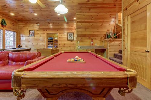Dollywood Cabin Rentals, Vacation Rentals | Vacasa
