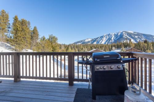 Montana Vacation Rentals, Cabin Rentals | Vacasa