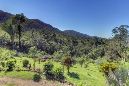 The Best Vacation Rentals in Belize from $43 | Vacasa