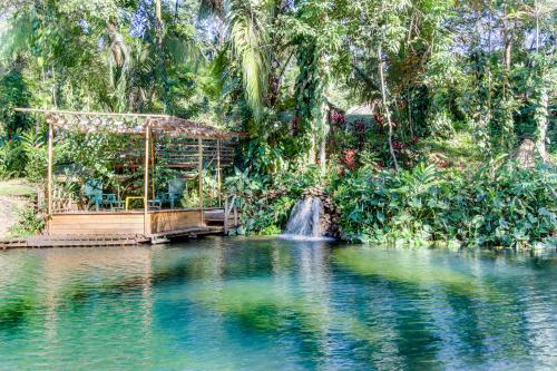 The Best Vacation Rentals in Belize from $43 | Vacasa