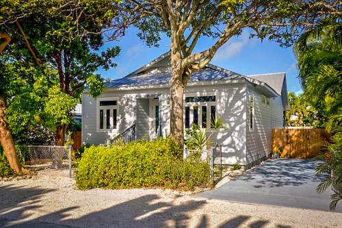 Key West Vacation Rentals, House Rentals | Vacasa