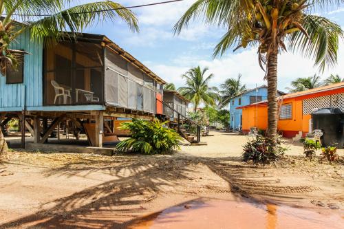 The Best Vacation Rentals in Belize from $50 | Vacasa